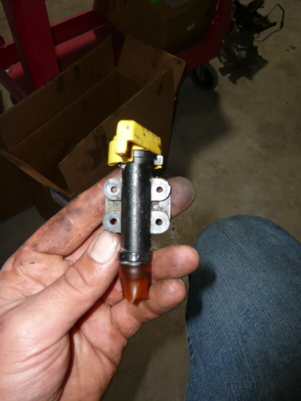 Fuel Filter Housing Drain – Water Separator Drain – 2000 – 2008 – Used ...
