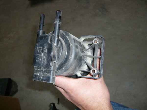 3.0L – Eco – Fuel Filter Housing / Water Separator – 2014 – 2018 – Used ...