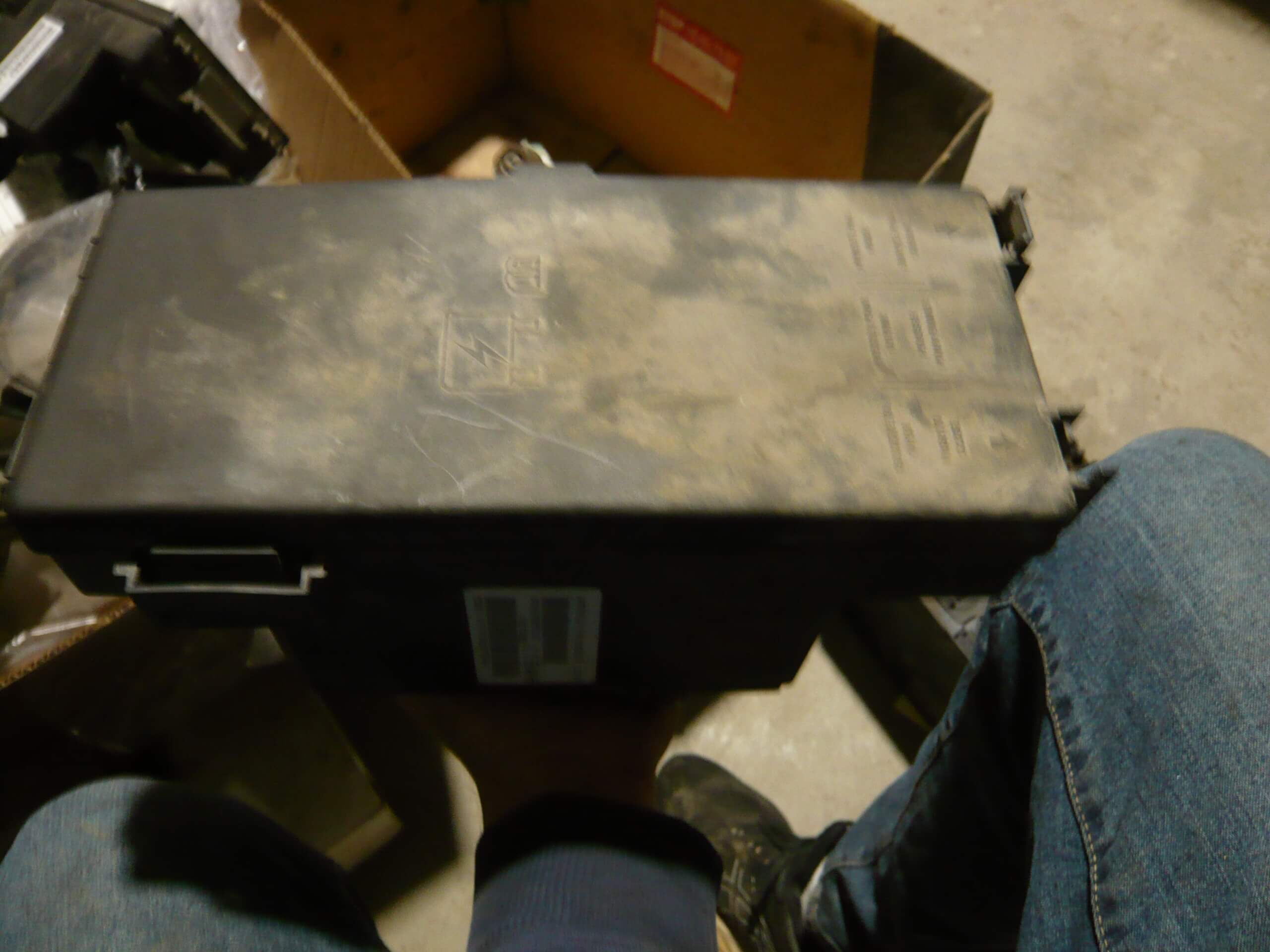 5.9L – Fuse Box – TIPM Module – 2007 – 2500 – 3500 – 04692115AH – Used ...