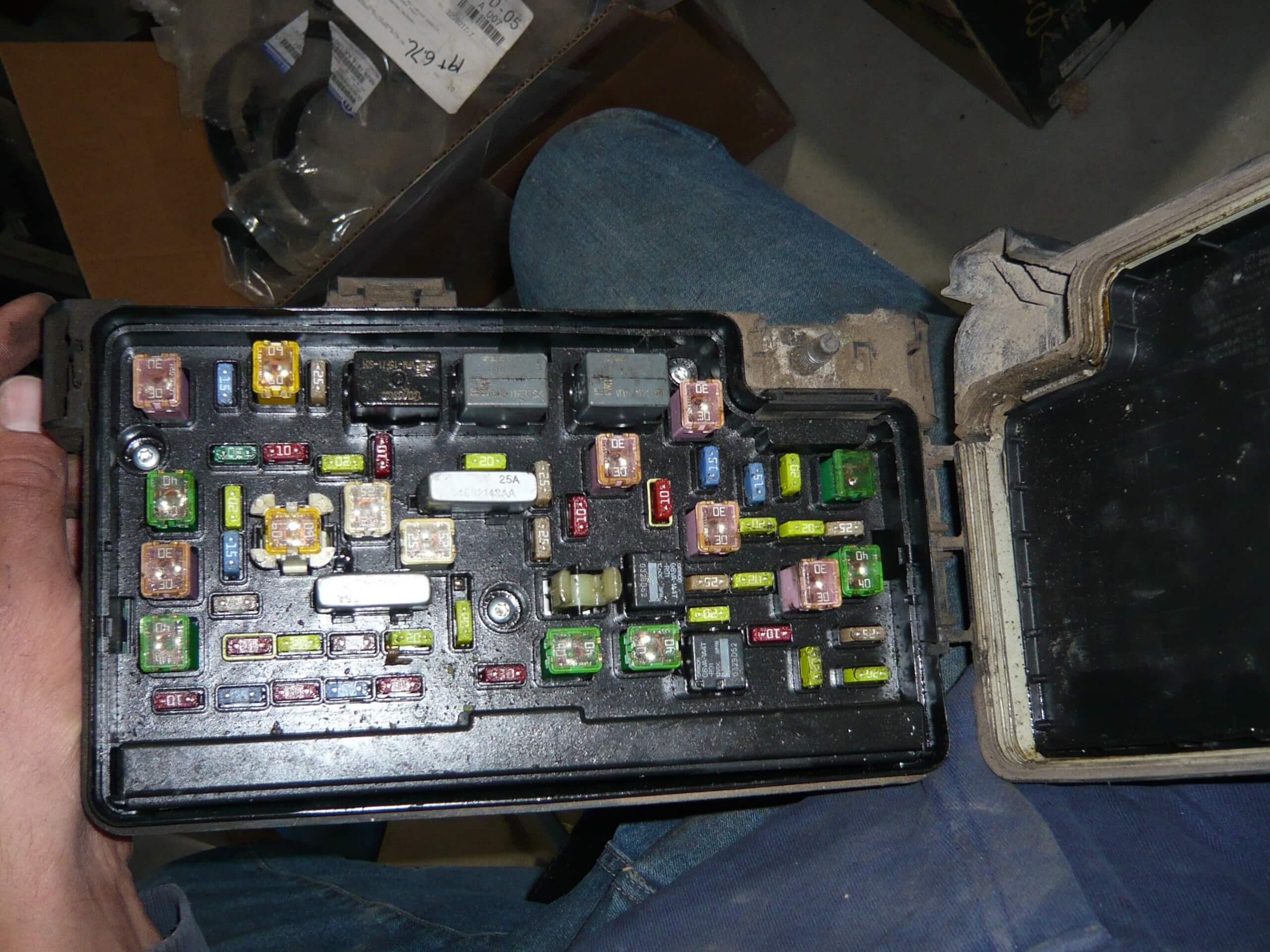 6.7L – Fuse Box – TIPM Module – 2010 – 2500 – 3500 – Used – 04692131AG ...