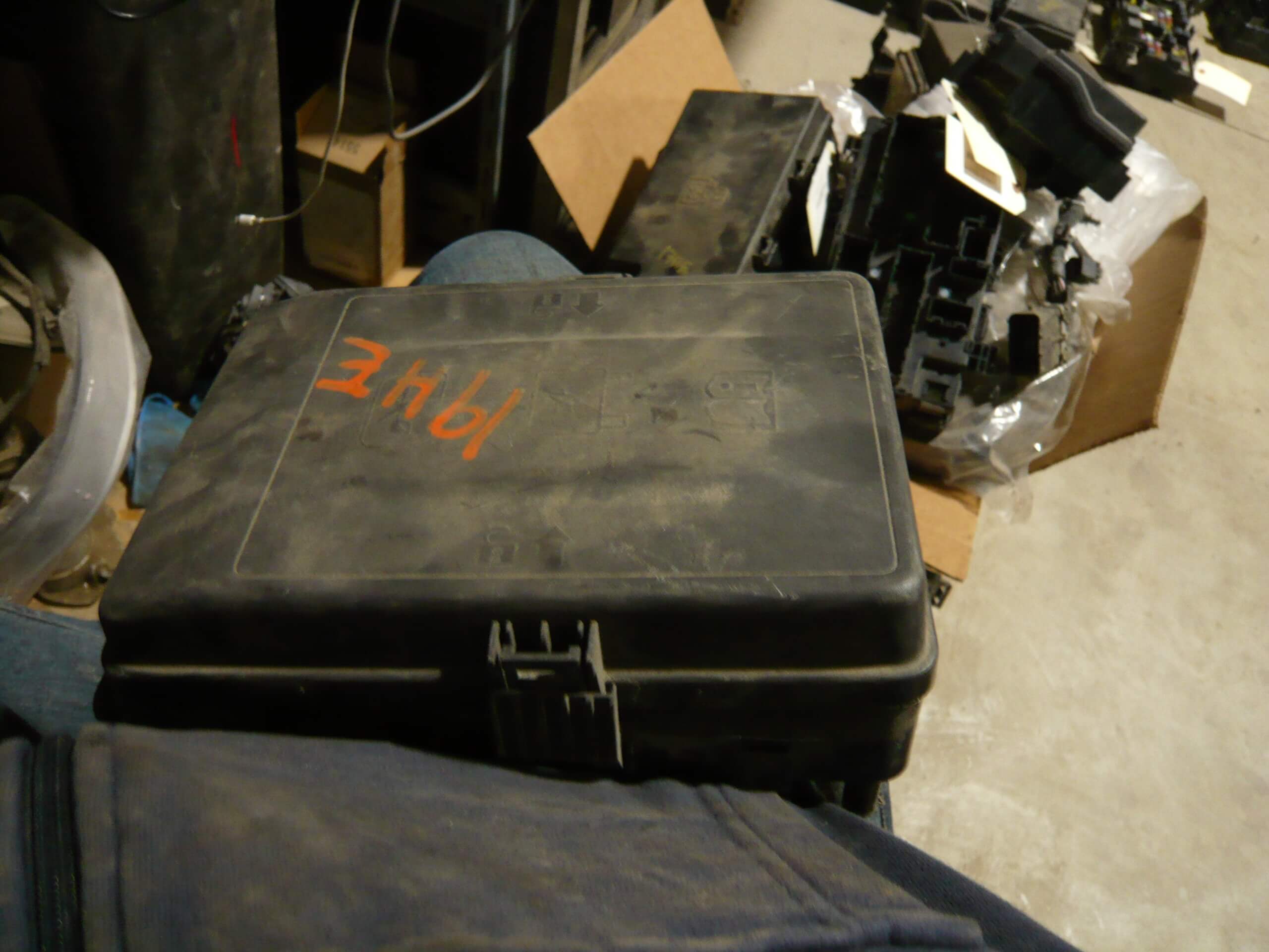 5.7L – Fuse Box – PDC – 2019 – 68312090AD – Gas – Used – One Stop Goat Shop