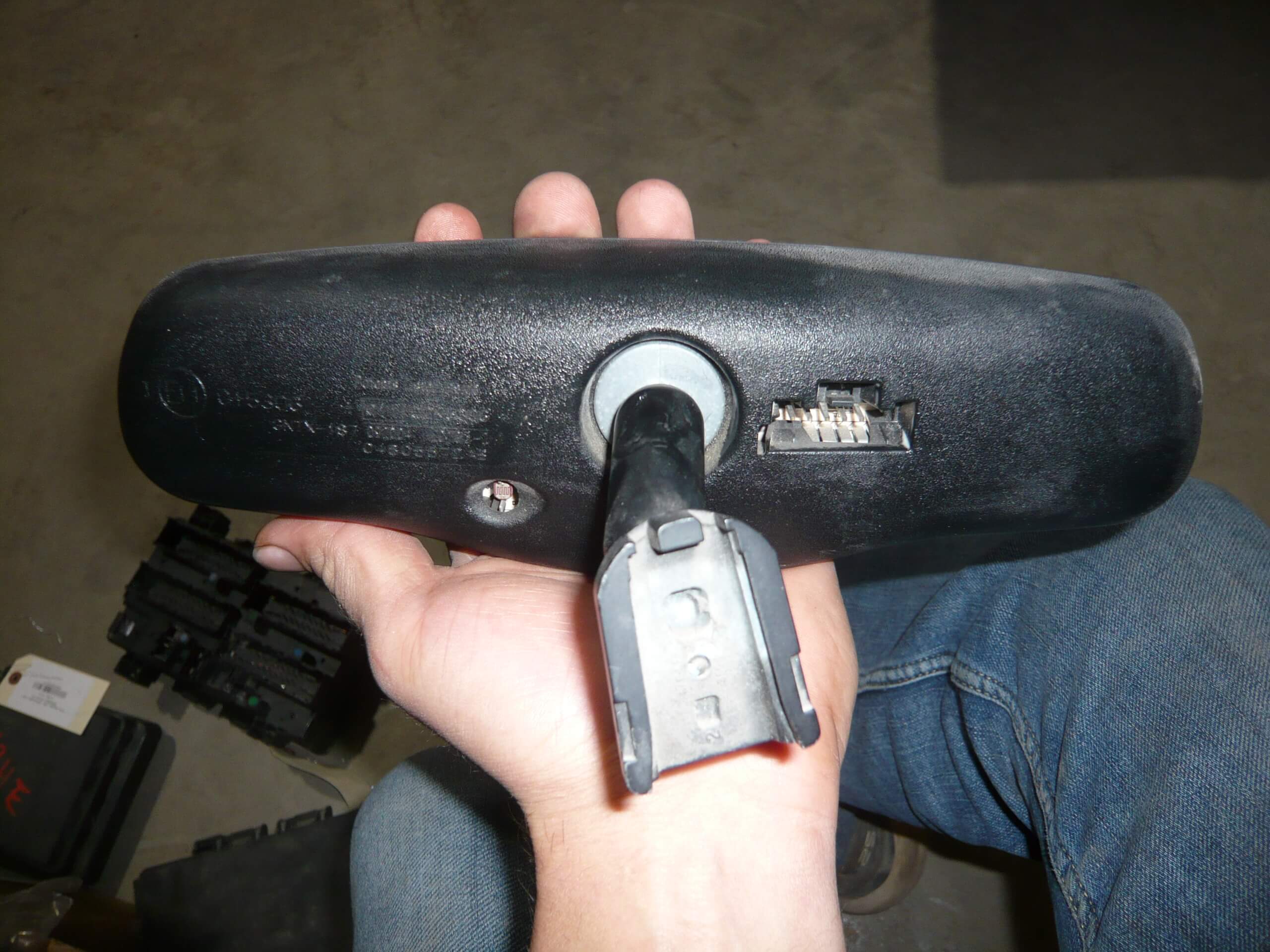 Interior Rear View Mirror – Used – 2000 – 2014 – 04805572AB – One Stop ...