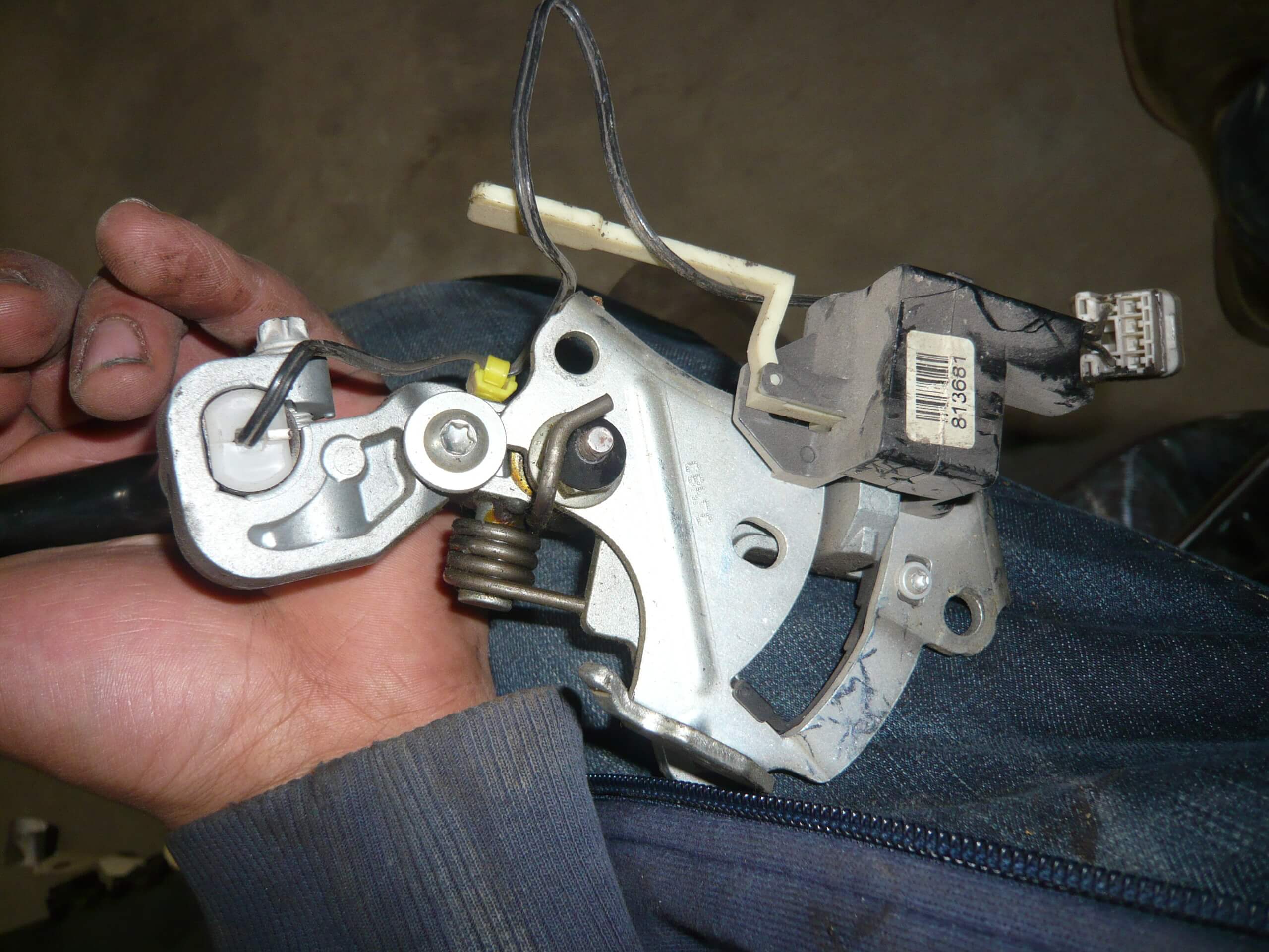 Shifter Lever – Column Shift – 2009 – 2018 – 1500 – 2500 – 3500 – Used ...