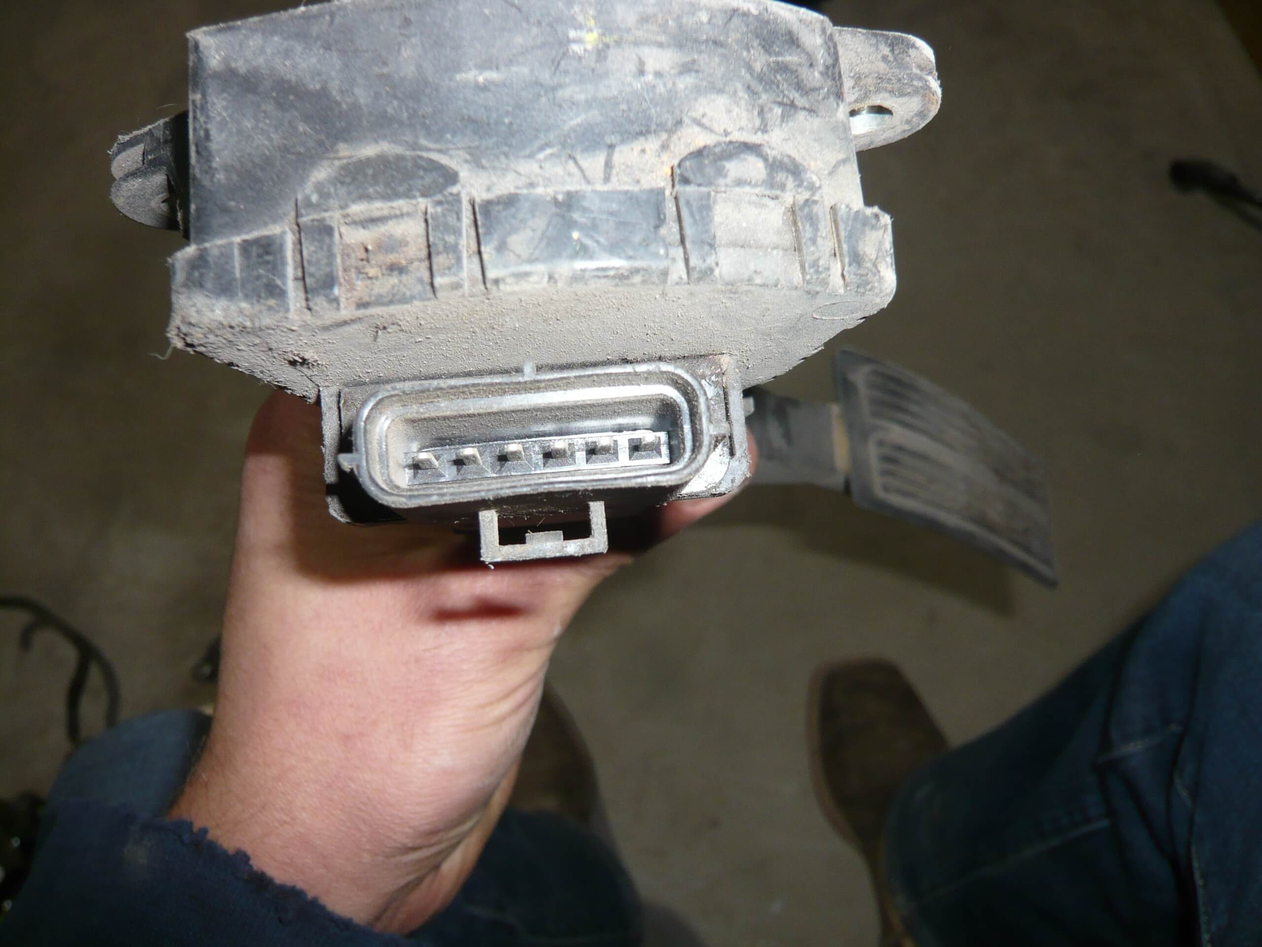 Gas Pedal – Throttle Position Senor – 2005 – 2006 – 1500 – 2500 – 3500 ...