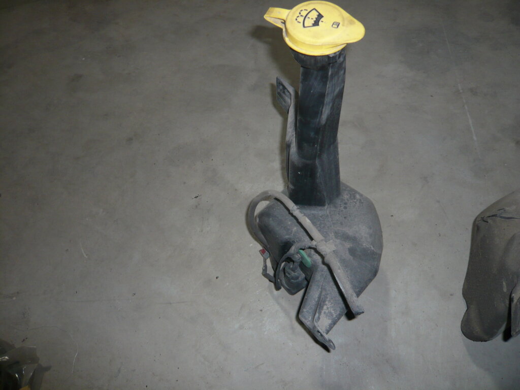6.7L – Windshield Washer Bottle and Pump – Used – 68169830AE – One Stop ...