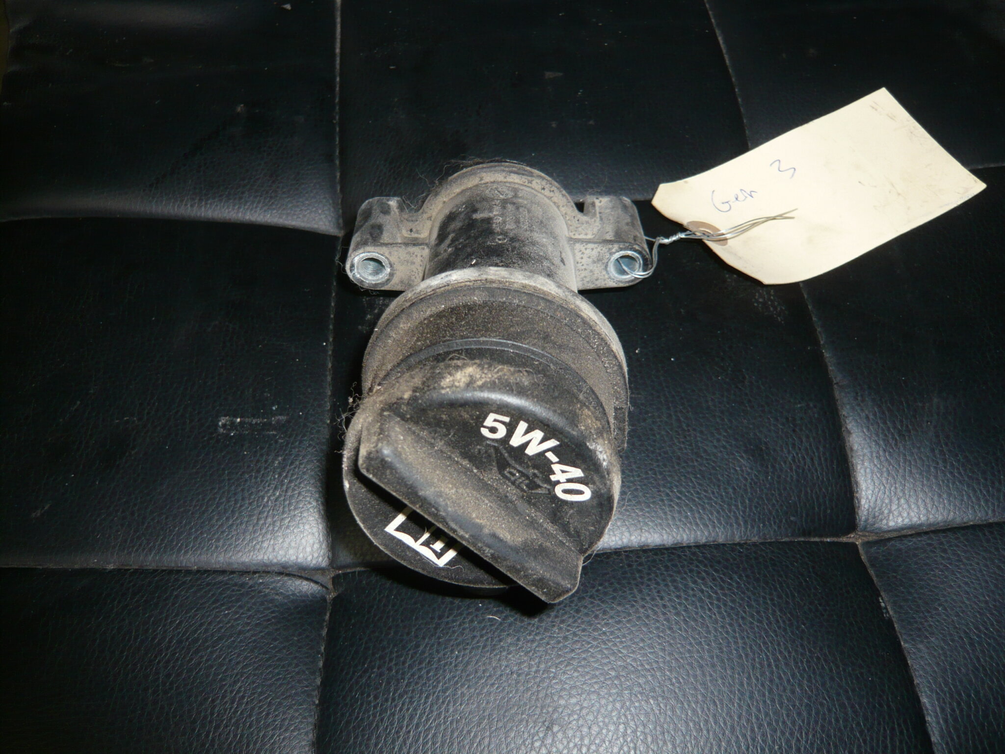 Oil Fill Cap and Tube 2020-2023 Gen 3 Eco Diesel (used) – One Stop Goat ...